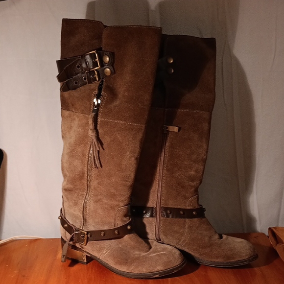 Very Volatile | Shoes | Very Volatile Brown Suede Kneehigh Boots With ...